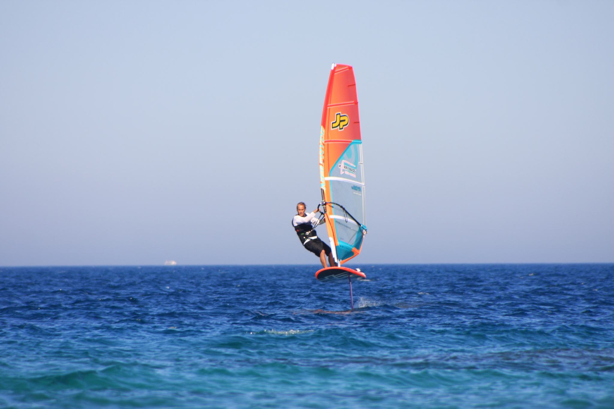 Foil Windsurfing - Harry Nass Windsurf & Kite Centres